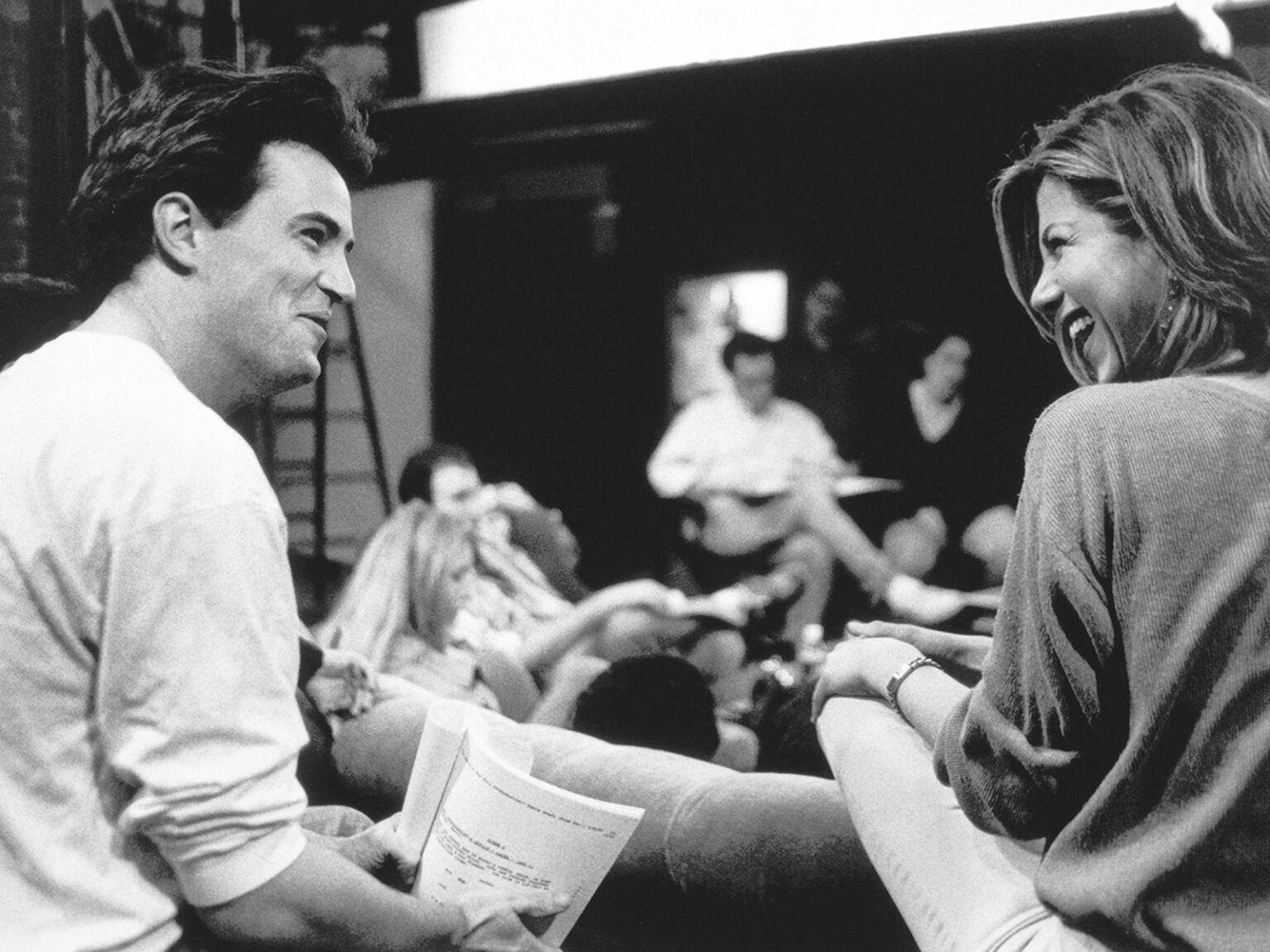 30 Unseen Backstage Pics From FRIENDS