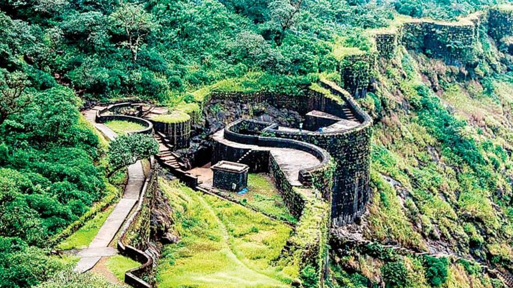 Raigad Fort In Maharashtra With Images & Everything You Need To Know