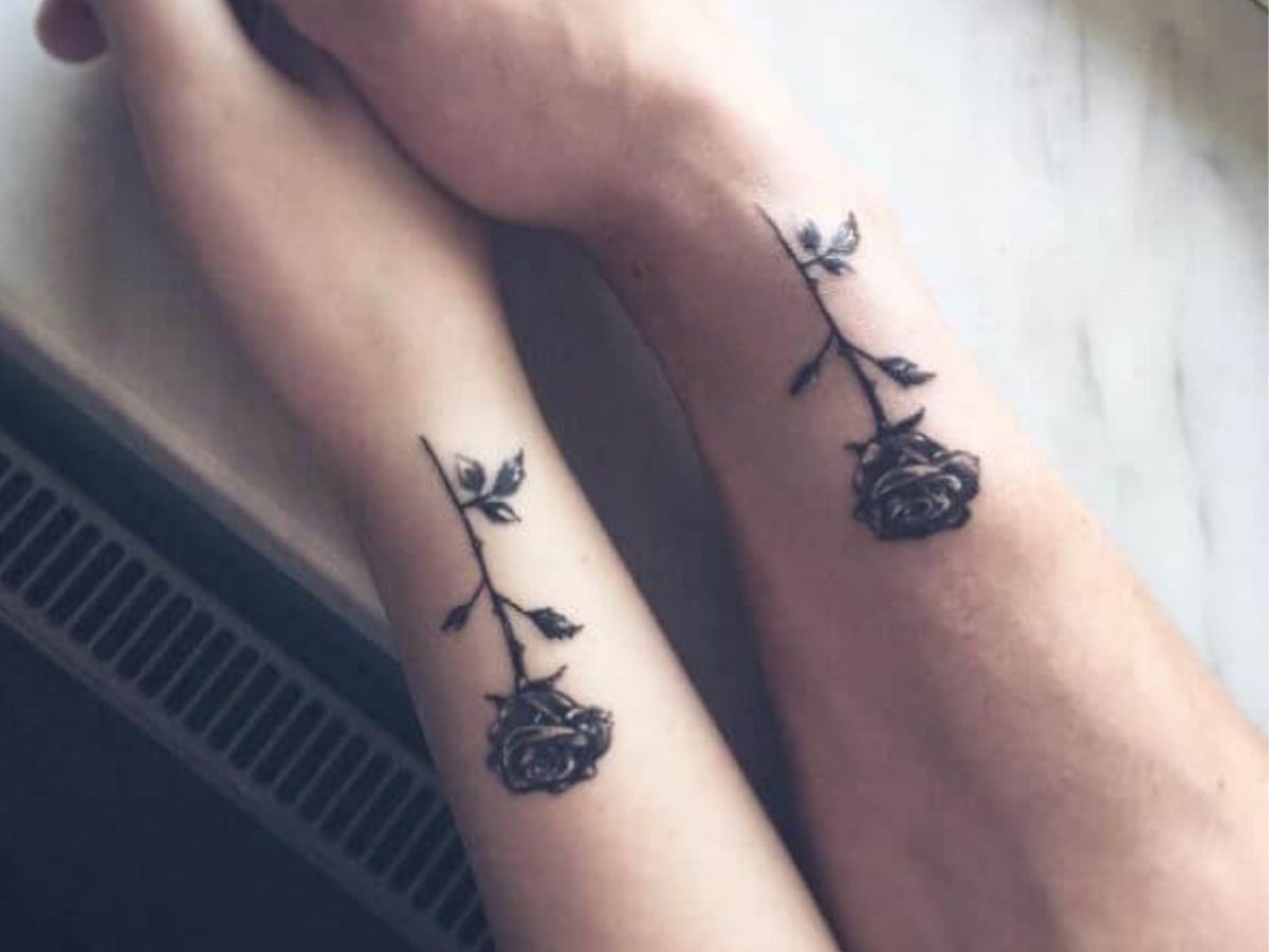20 Small Size Couple Tattoo Idea That Look Decent & Lovely