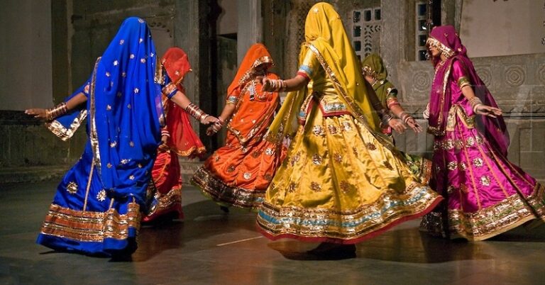 Know About All The Popular Folk Dance Of Rajasthan