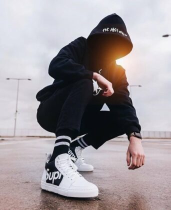 30 Deadly Photo Poses For Men To Try On Instagram