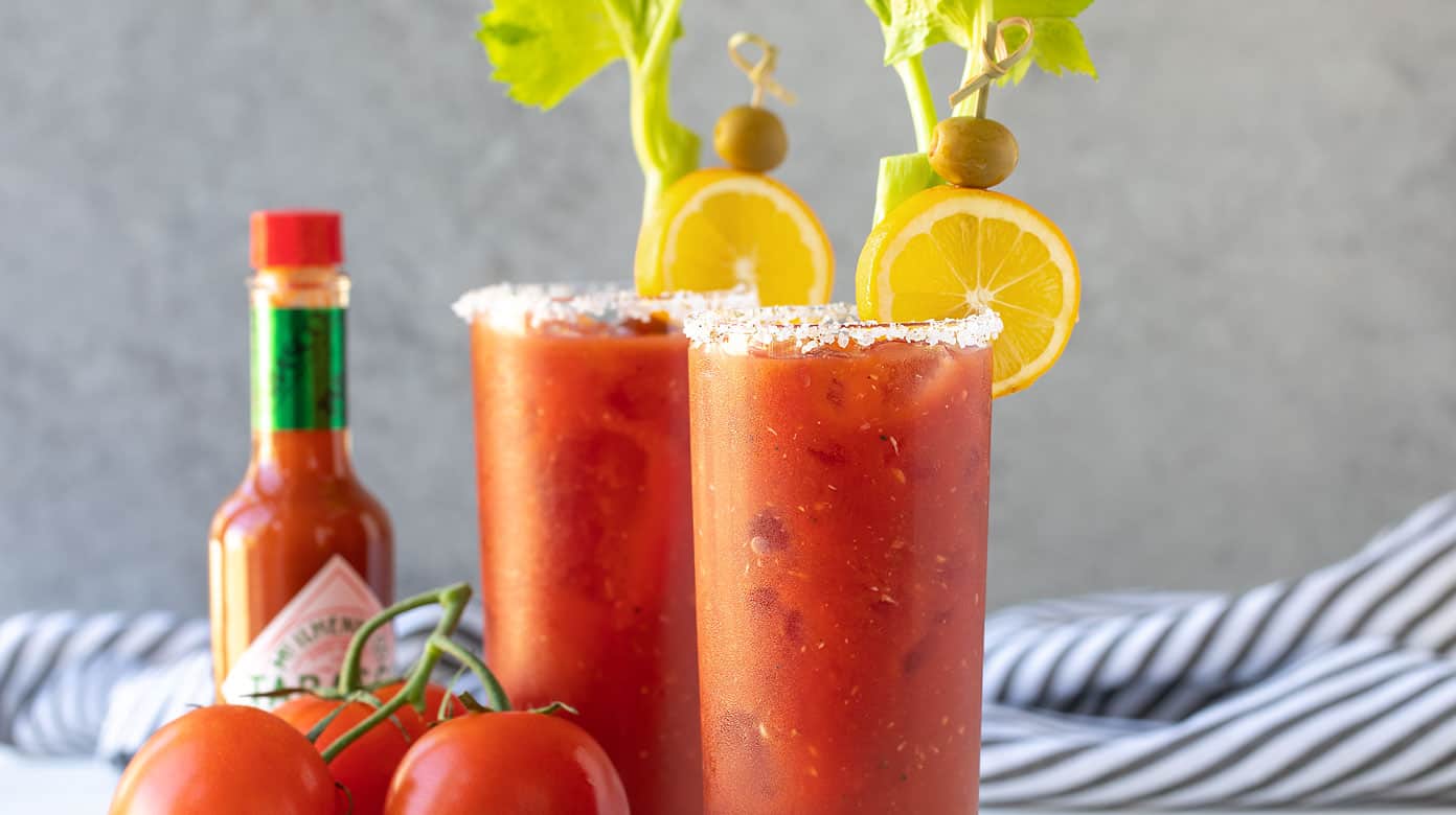 The Best Non Alcoholic Drinks To Order At A Party the-best-non-alcoholic-drinks-to-order-at-a-party
