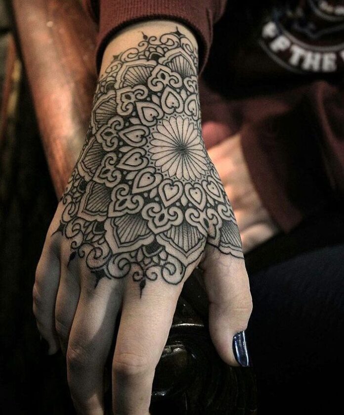 40+ Tattoo For Girls on Hand That You Must Try